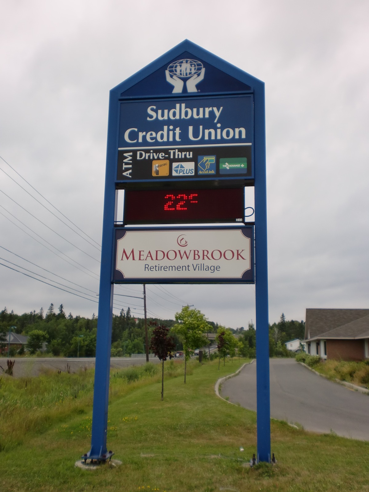 Best Custom Pylon Signs in Sudbury | High-Quality Road Signage